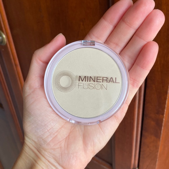 Mineral Fusion | Makeup | Mineral Fusion Pressed Powder Foundation Warm ...